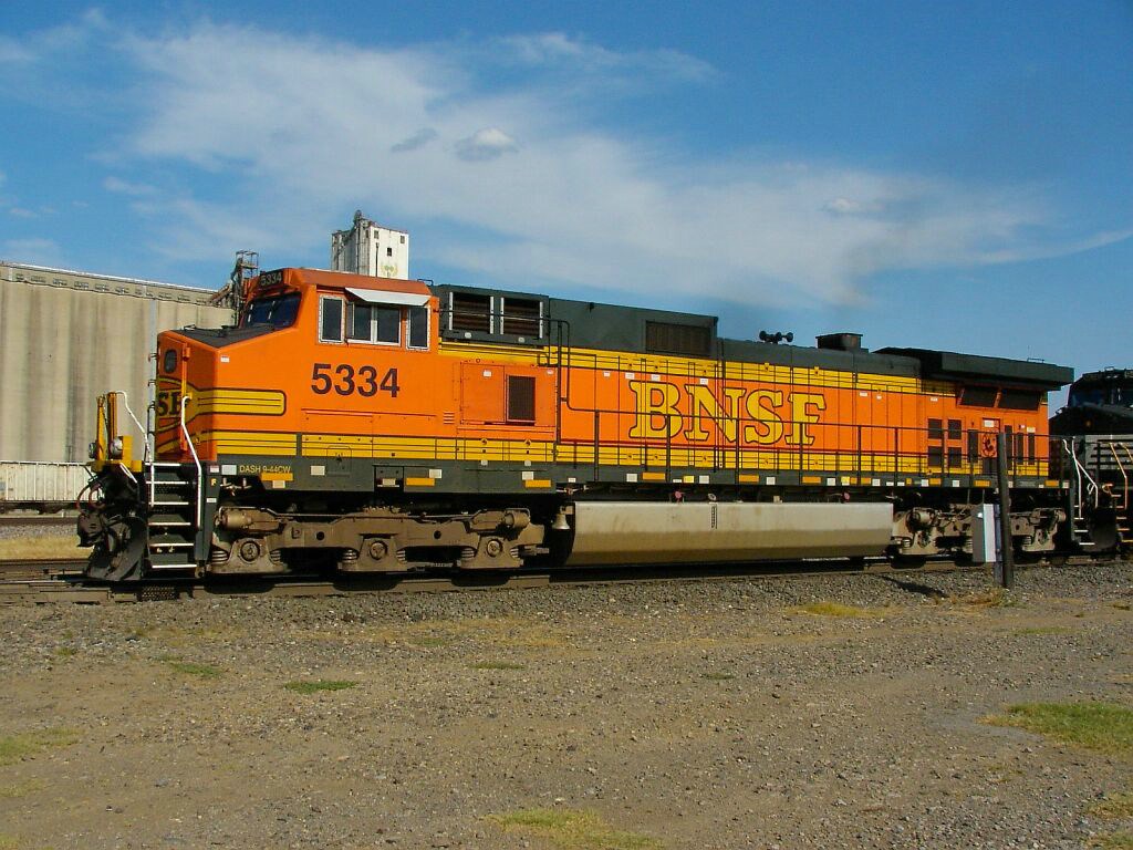 BNSF 5334